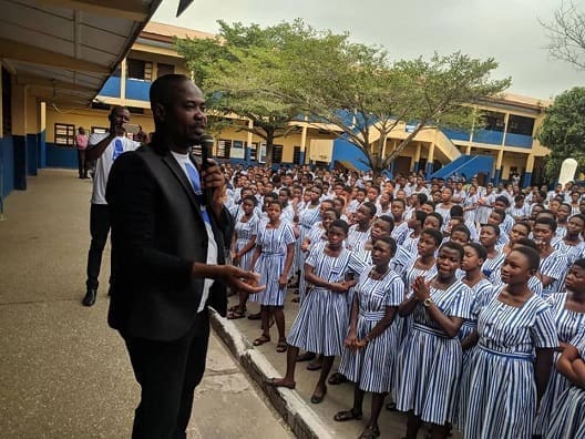 C/R: SHS Students Report To School In Their Numbers | News Ghana